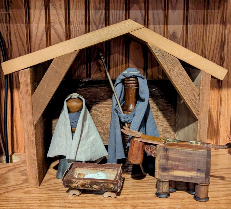 Nativity set tale: a recycled holy family - Calvary Evangelical Free ...